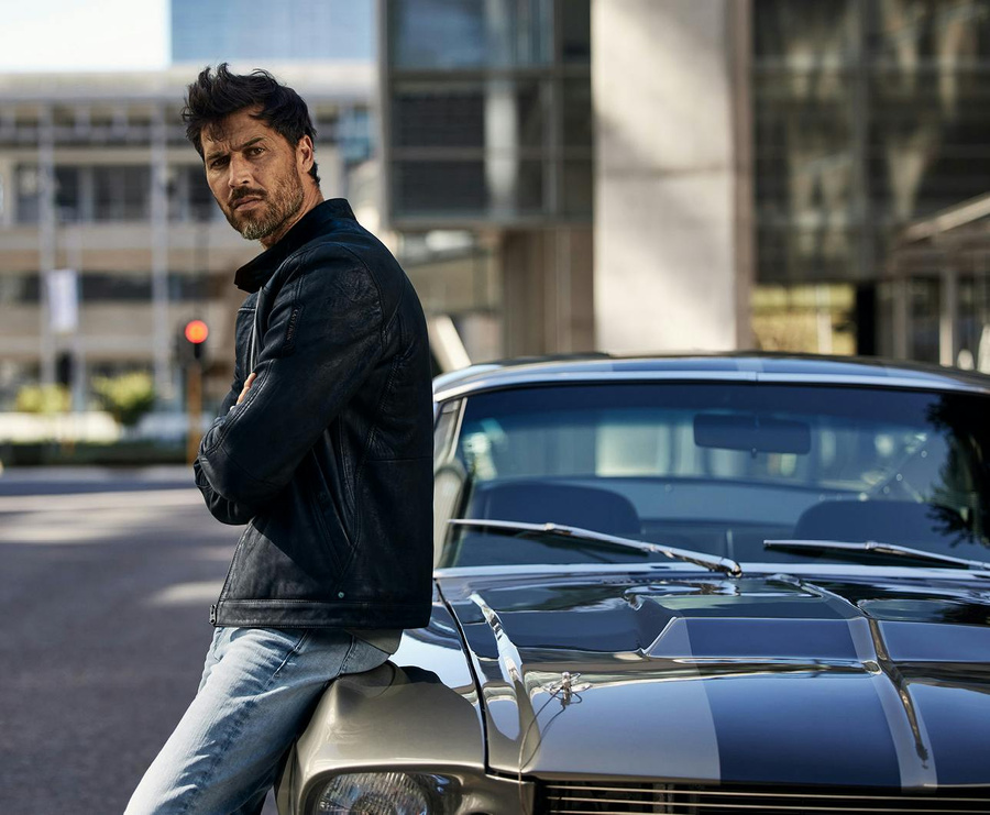 Discover the Cast Iron coats and jackets collection|Free delivery